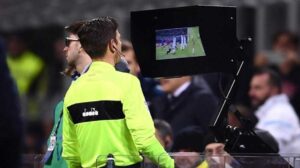 √ Mengenal Apa Itu VAR dalam Sepak Bola