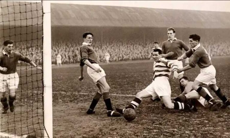 √ Sejarah Sepak Bola Dunia dan Indonesia (Singkat & Lengkap)